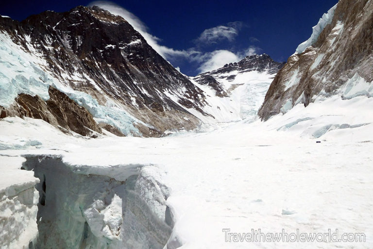 Climbing Everest - Western Cwm - Travel The Whole World
